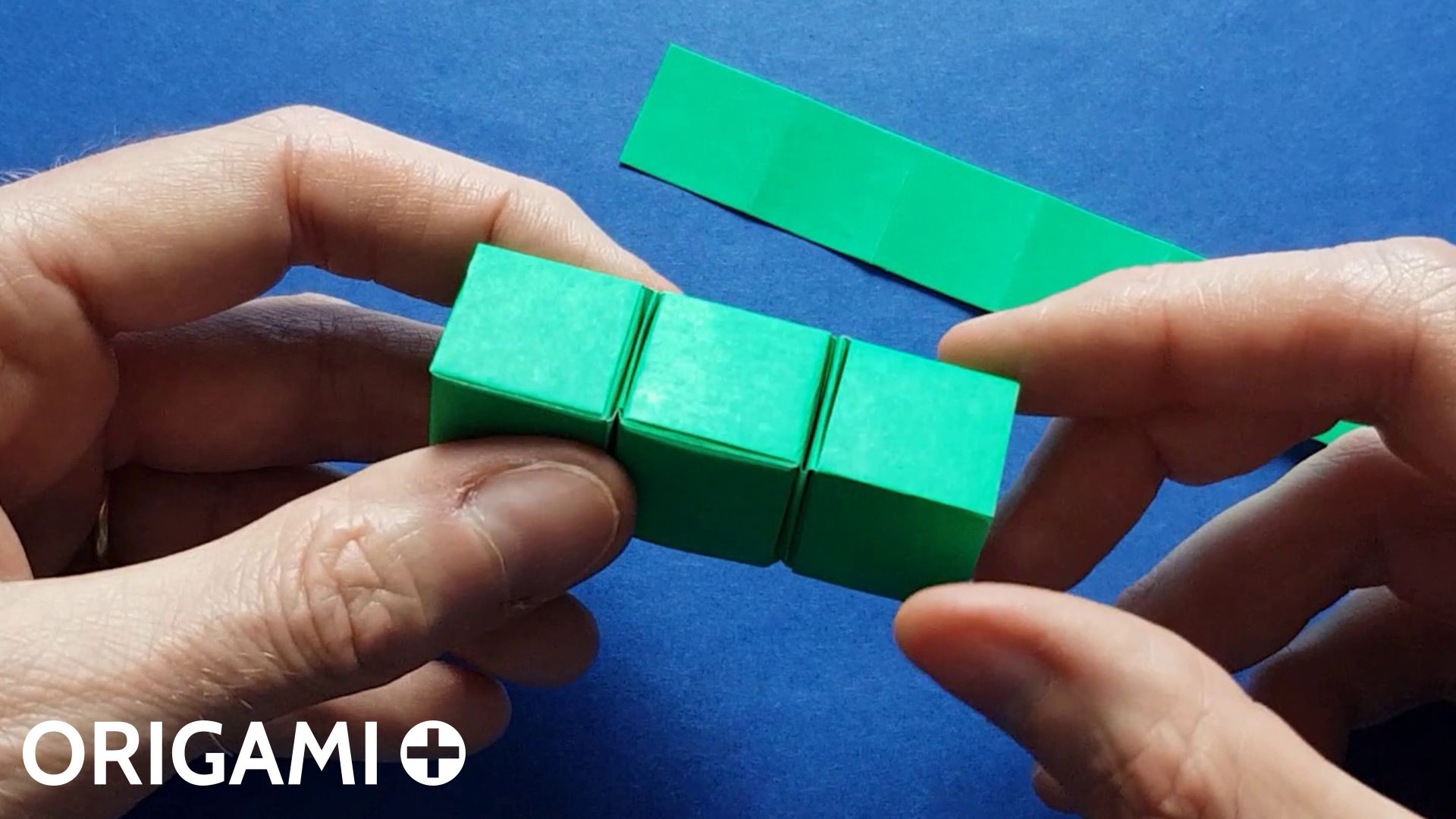 How to join origami cubes