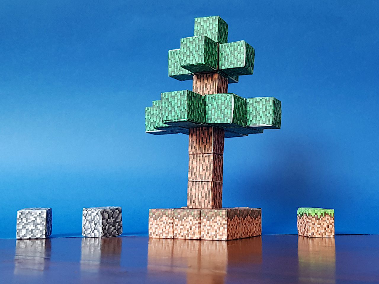 Origami Minecraft redwood tree